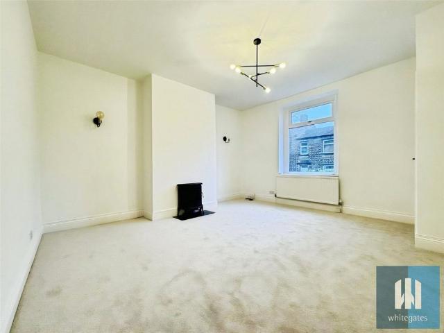 Dean Street, Oakes, Huddersfield, HD3