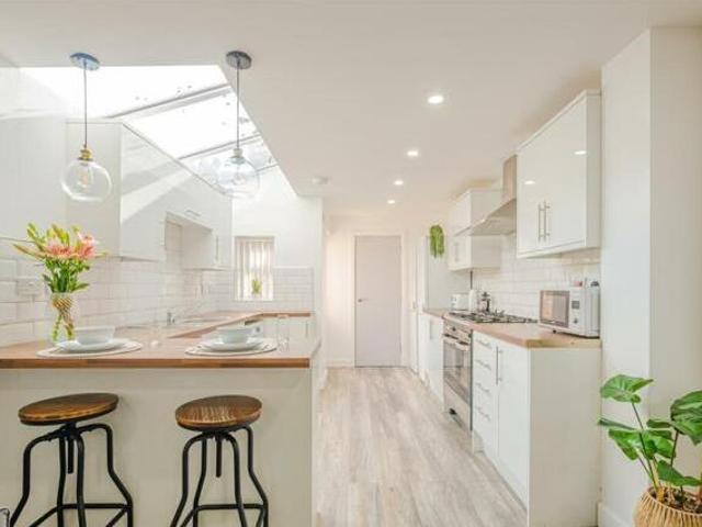 Dean Street, Stoke, 1 Bedroom House