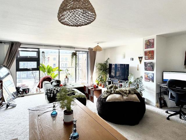 Deanery Road, Bristol BS1, 2 bed flat to rent, £2,000 pcm | PrimeLocation