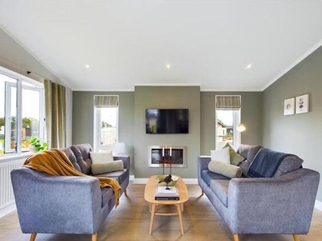 Deanland Wood Park, Golden Cross, 2 Bedroom Park