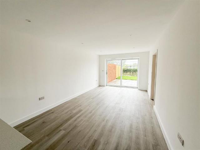 Deanland Road, Golden Cross, Hailsham, BN27 3RJ