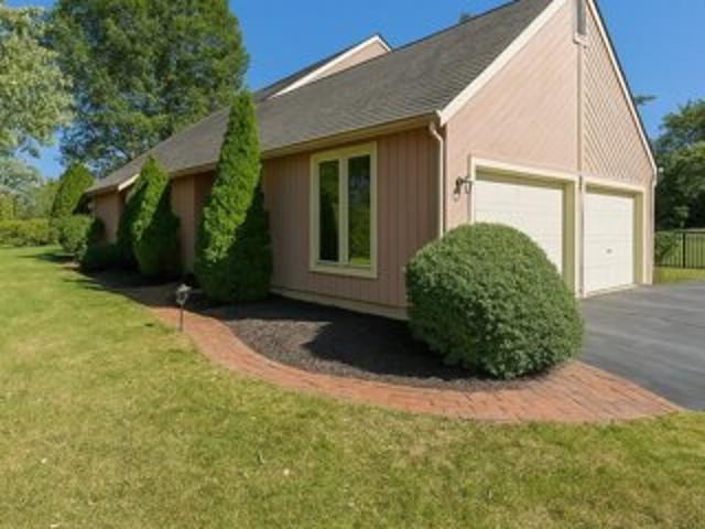 Deanne Lynn Cir, Windsor, Home For Sale
