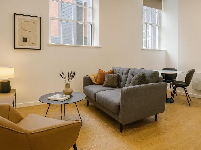 Deansgate, Bolton BL1, 2 bed flat to rent, £1,245 pcm | PrimeLocation