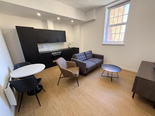 Deansgate, Bolton 1 bed apartment to rent £1,060 pcm £245 pw