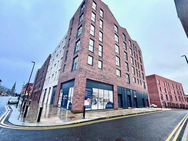 Deansgate Gardens, Bolton BL1, 2 bed flat to rent, £1,225 pcm | PrimeLocation