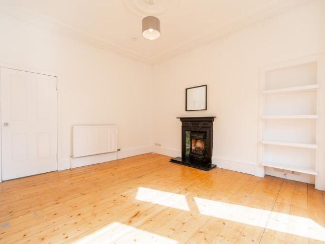 Deanston Drive