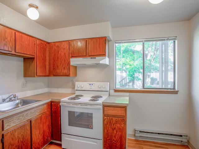 Dearborn Apartments 2 Bedroom Apartment for Rent at 4405 E 5th Ave, Spokane Valley, WA 99212 Spokane Valley