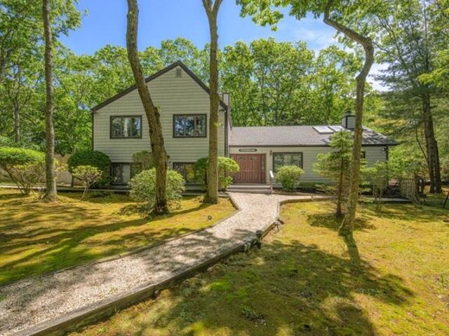Debbie Trl, Hampton Bays, Home For Sale