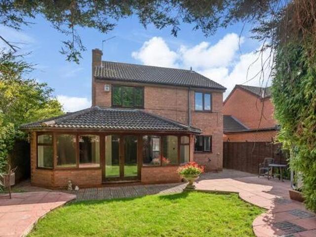 Debden Close, Wellesbourne, 4 Bedroom Detached