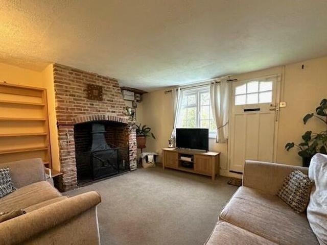 Debden Green, Saffron Walden, 2 Bedroom Character