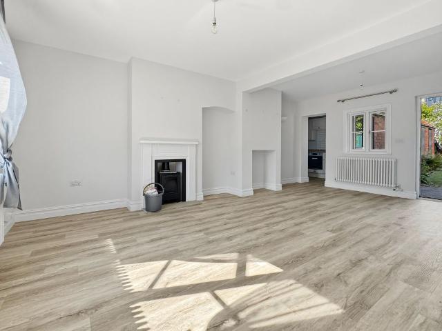 Deben Lane, Waldringfield, IP12