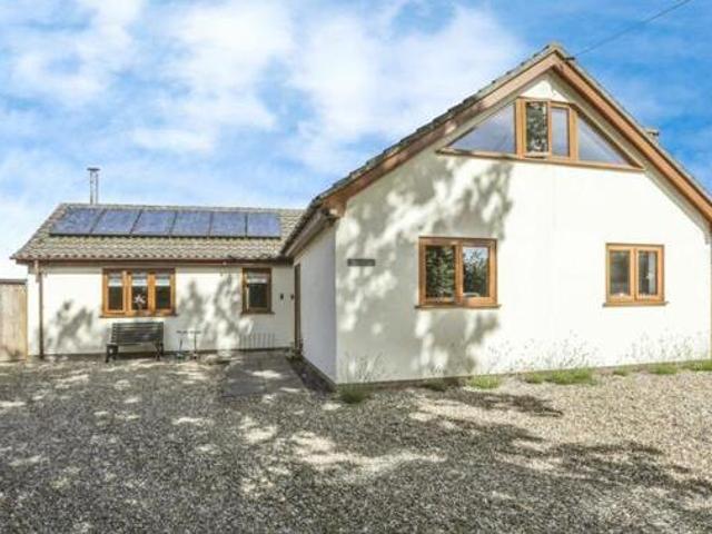 Debenham Road, Crowfield, 4 Bedroom Detached