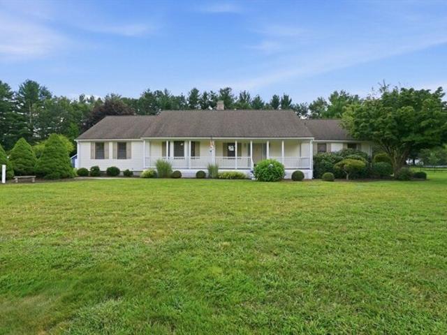 Deborah Ln, Westfield, Home For Sale