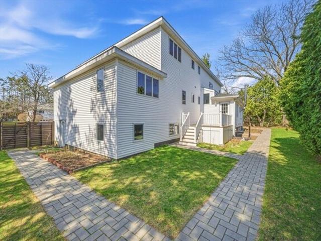 Deborah Rd, Newton, Home For Sale