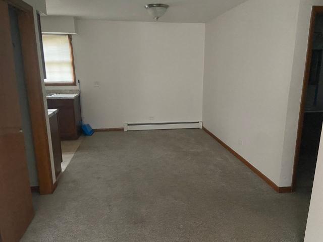 Decatur Flats Apartments 3 Bedroom Apartment for Rent at 520 S Church St, Decatur, IL 62522