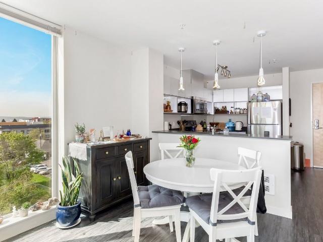 Decibel on 12th 2 Bedroom Apartment for Rent at 301 12th Ave, Seattle, WA 98122 First Hill