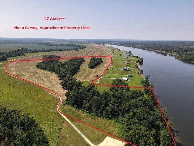 Declan Ln, Savannah, TN 38372