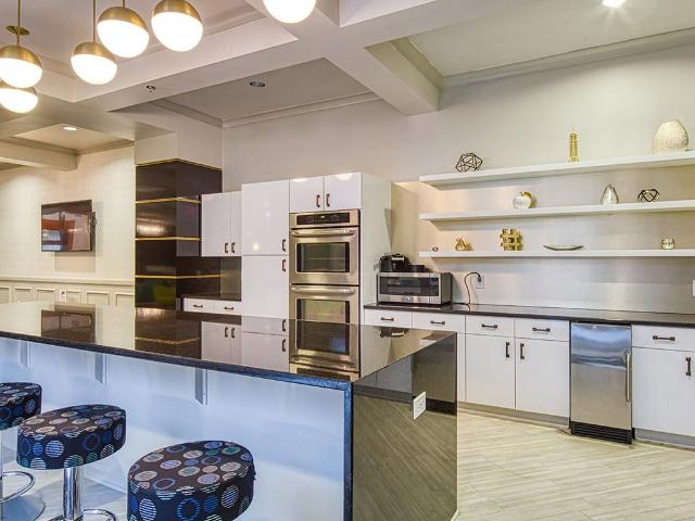 Deco at CNB 1 Bedroom Apartment for Rent at 219 E Broad St, Richmond, VA 23219 City Center
