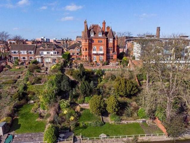 Dee Hills Park, Chester, 4 Bedroom Character