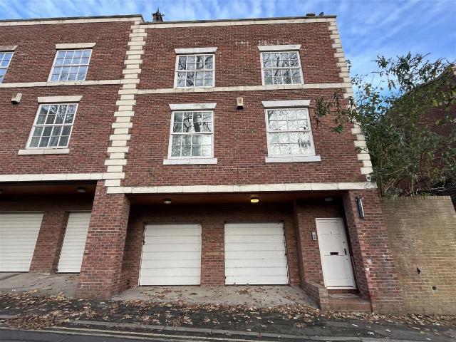 Dee Lane, Chester CH3, 4 bed property to rent, £1,500 pcm | PrimeLocation