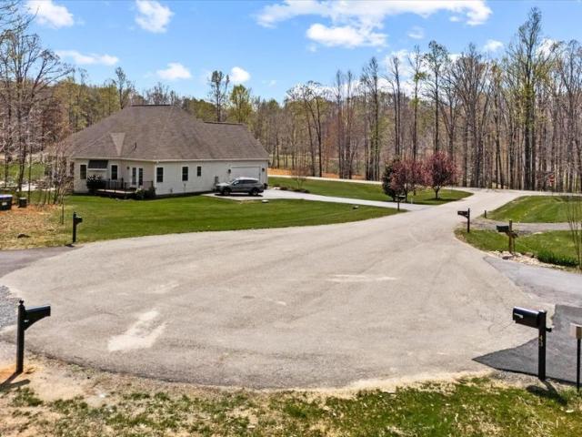 Deep Creek Circle