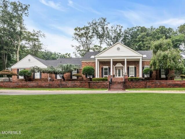 Deep Wood Ln, Colts Neck, Home For Sale