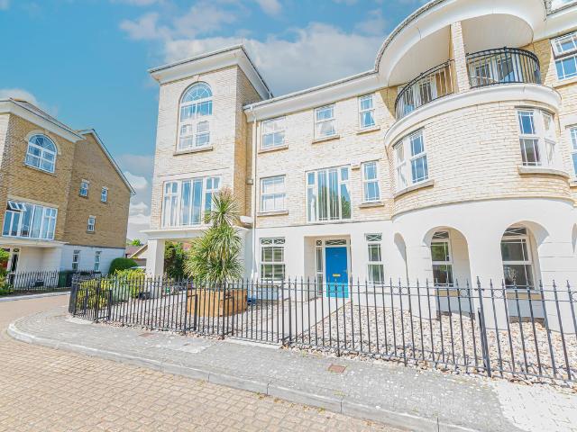 Deepcut, Camberley GU16, 4 bed terraced house to rent, £2,700 pcm | PrimeLocation