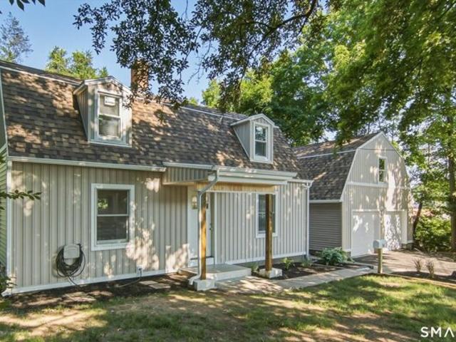 Deepwood Dr, Cheshire, Home For Sale