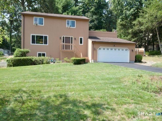 Deepwood Dr, Farmington, Home For Sale