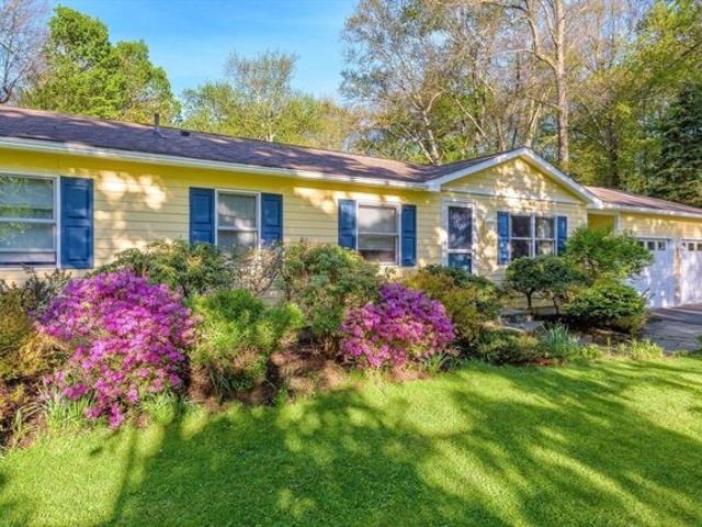 Deepwoods Dr, Amherst, Home For Sale