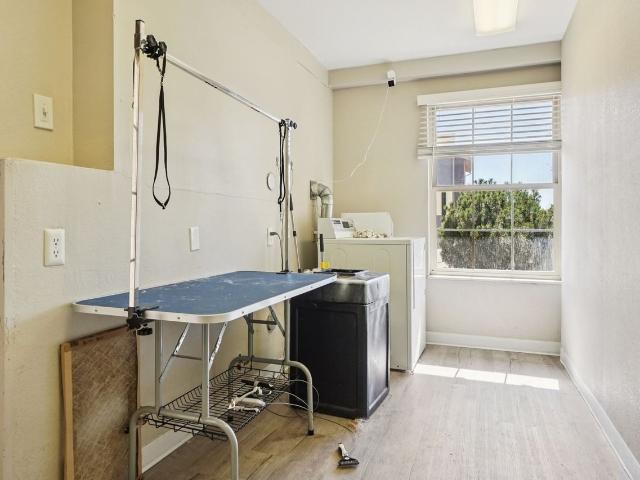 Deer Crest Apartments 2 Bedroom Apartment for Rent at 2200 W 10th Ave, Broomfield, CO 80020 Lac Amora