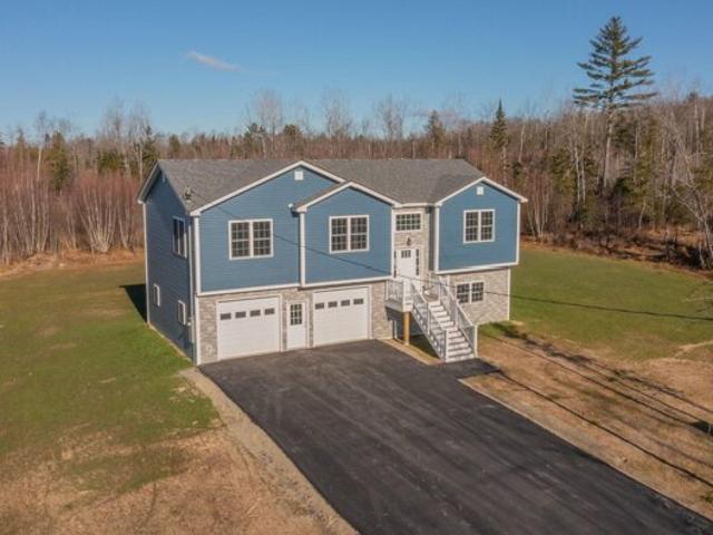 Deer Hill Ests, Cornville, Home For Sale
