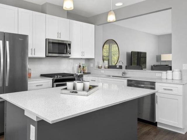 Deer Park Crossing 3 Bedroom Apartment for Rent at 21599 W Field Ct, Deer Park, IL 60010