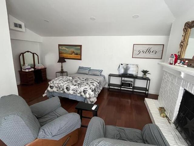 Deer Park Home