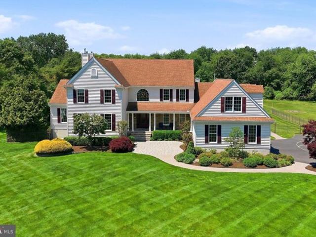 Deer Run Dr, Freehold, Home For Sale