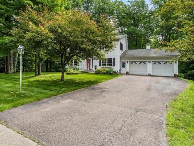 Deer Run Dr, Milton, Home For Sale
