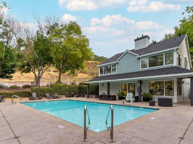 Deer Valley 3 Bedroom Apartment for Rent at 2500 Deer Valley Rd, San Rafael, CA 94903 Smith Ranch