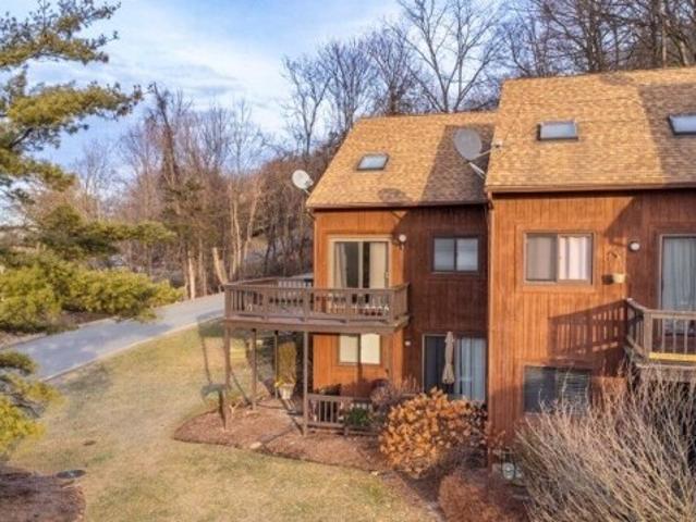 Deer Valley Ln Unit,vernon, Condo For Sale