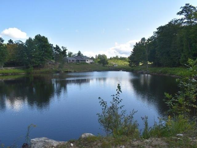 Deer Valley Rd, Bradford, Home For Sale