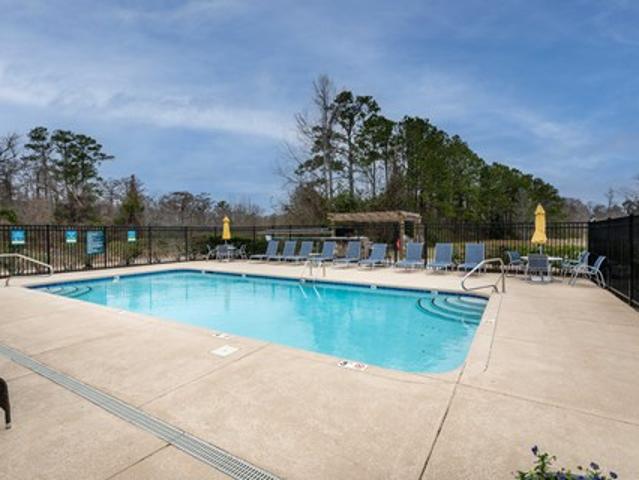 Deerbrook Apartments Classic Colfax
