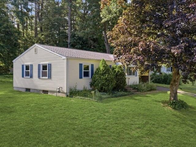 Deerfield Dr, Northampton, Home For Sale