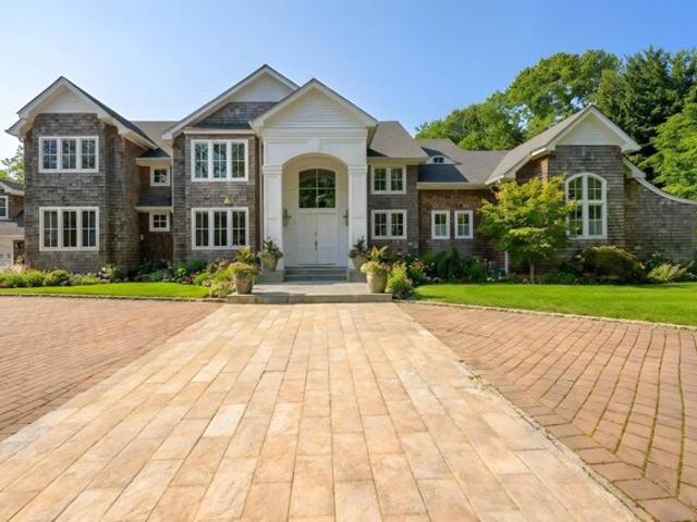 Deerfield Rd, Sag Harbor, Home For Sale