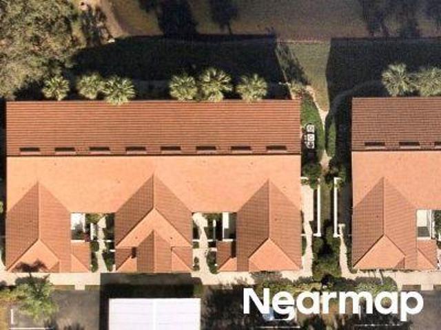 Deerfield Way Apt 203