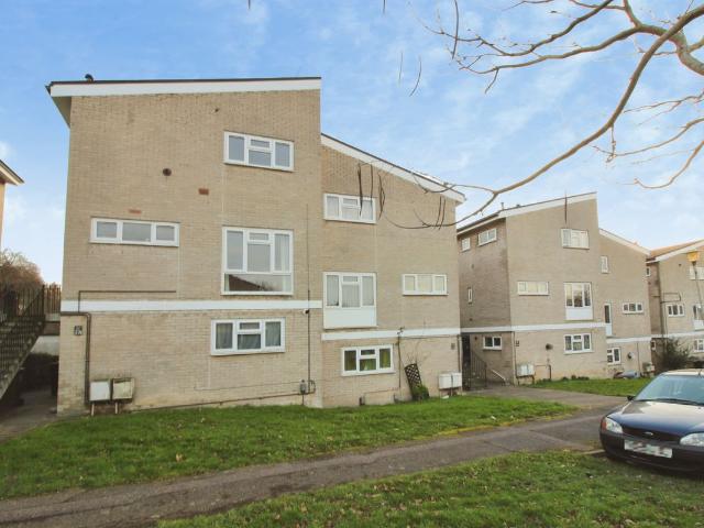 Deerswood Avenue, Hatfield AL10, 4 bed flat to rent, £1,700 pcm | PrimeLocation