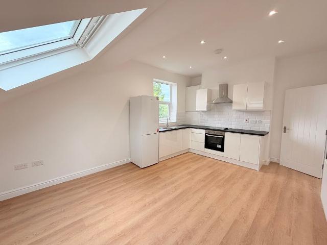 Deerpark Road, Manchester M16, 1 bed flat to rent, £1,100 pcm | PrimeLocation