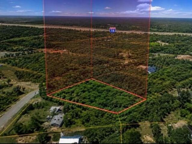 Deerwood Trl, Dublin, GA 31021