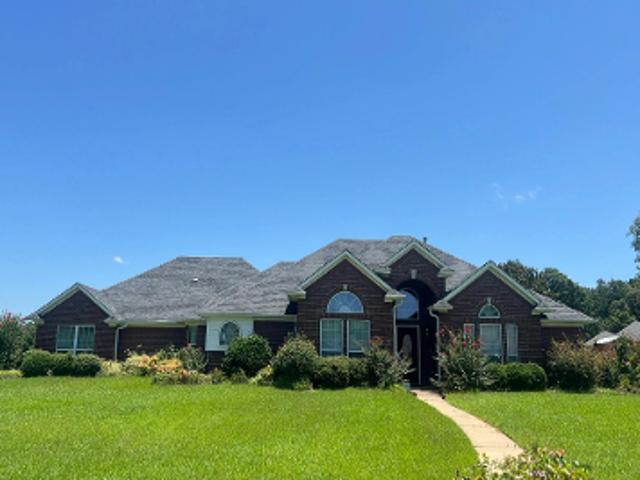 Deerwood Dr
