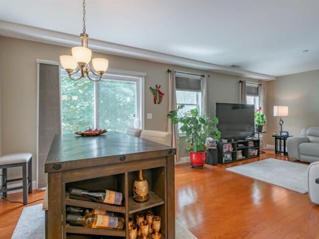 Deerwood Dr Unit A, Nashua, Home For Sale