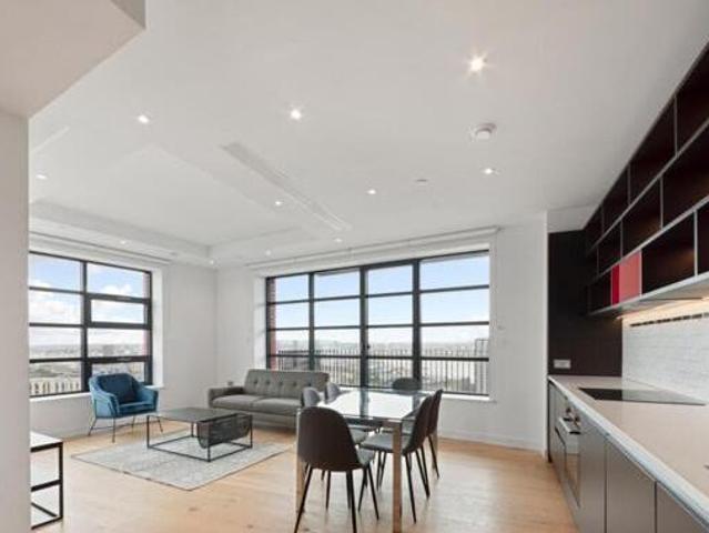 Defoe House, London City Island, 3 Bedroom Apartment