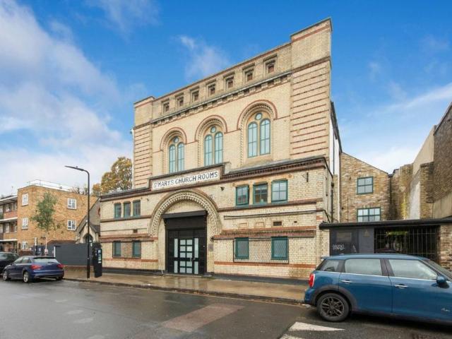 Defoe Road, N16, London